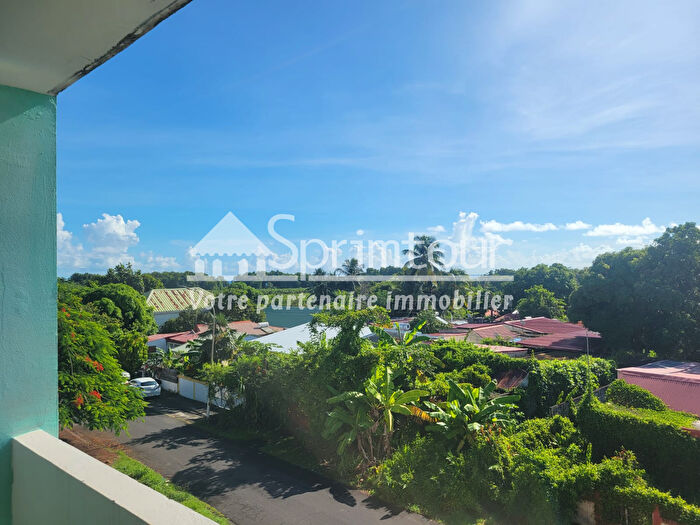 Appartement à vendre - Capesterre-Belle-Eau - 4 pièces - 2 chambres