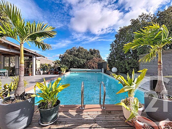 Maison à vendre - Le Crès - 10 pièces - 6 chambres