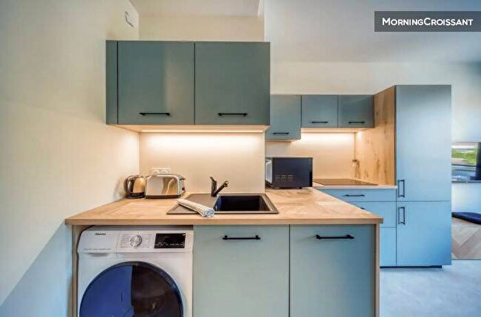 Appartement à louer - Allies-Clos dOr, Grenoble - 3 pièces - 2 chambres