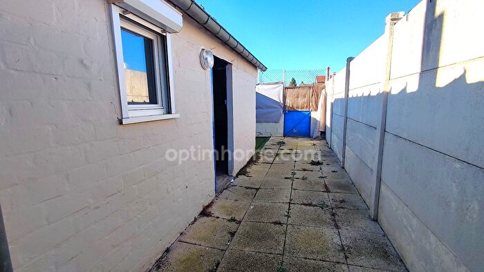 Maison à vendre - Neuville-Saint-Amand - 4 pièces - 2 chambres