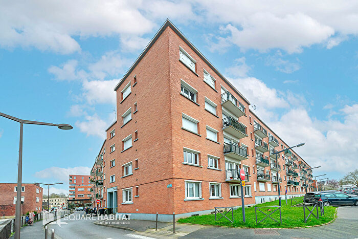 Appartement à vendre - Maubeuge, Centre-ville - 5 pièces - 3 chambres