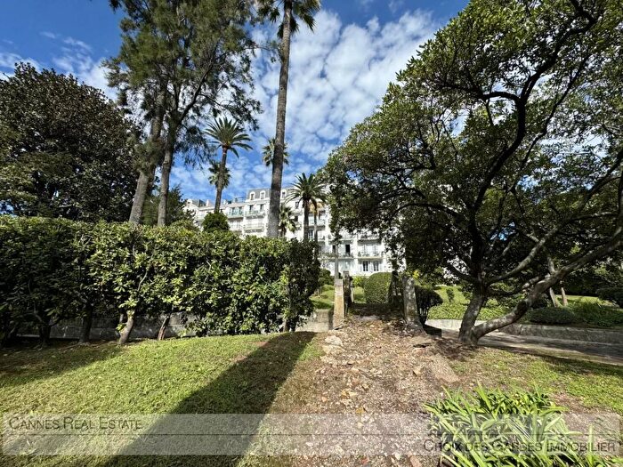 Appartement à vendre - Cannes, Croix des Gardes - 3 pièces - 2 chambres