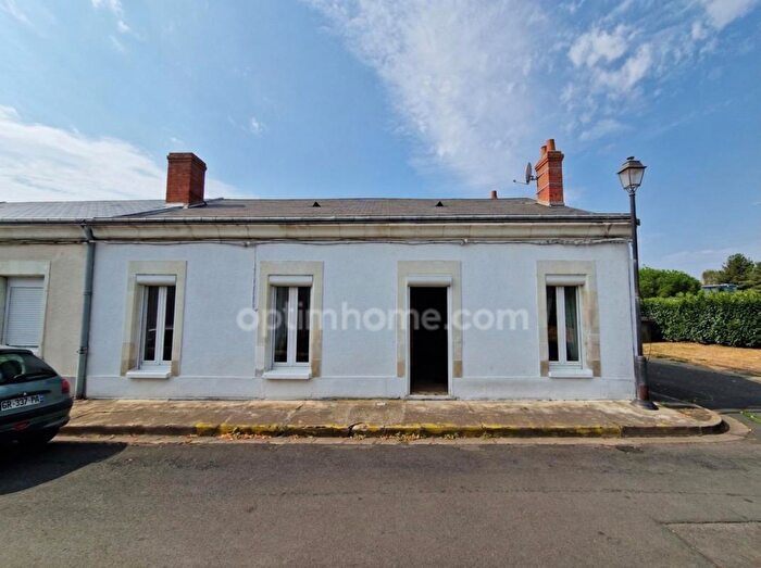 Maison 6 pièces à Descartes, à vendre