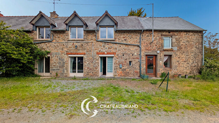 Maison 7 pièces à Dingé, à vendre