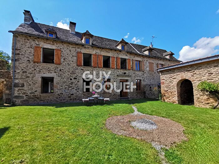 Maison à vendre - Rignac - 6 pièces - 3 chambres