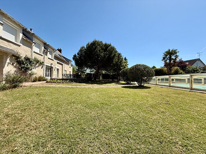 Maison 12 pièces à Montbazon, à vendre