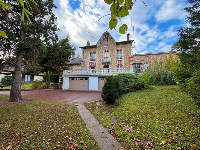 Maison à vendre - Parmain - 14 pièces - 7 chambres