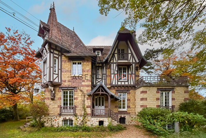 Maison à vendre - Le Vésinet - 9 pièces - 6 chambres
