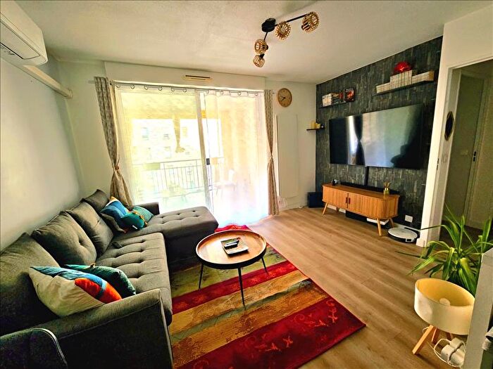 Appartement à louer - Aix-en-Provence, Encagnane Corsy - 2 pièces - 1 chambre