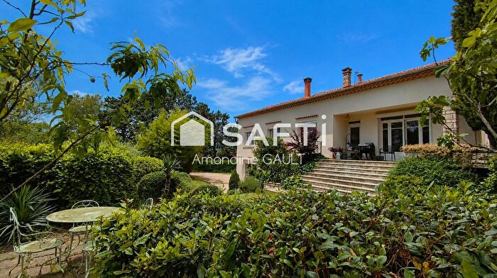Alès, Centre-ville : Maison 7 pièces à vendre