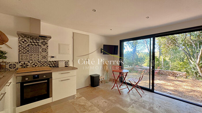 Maison à vendre - Nîmes, Camplanier, Cigale, Bois des Esprisses - 2 pièces - 1 chambre