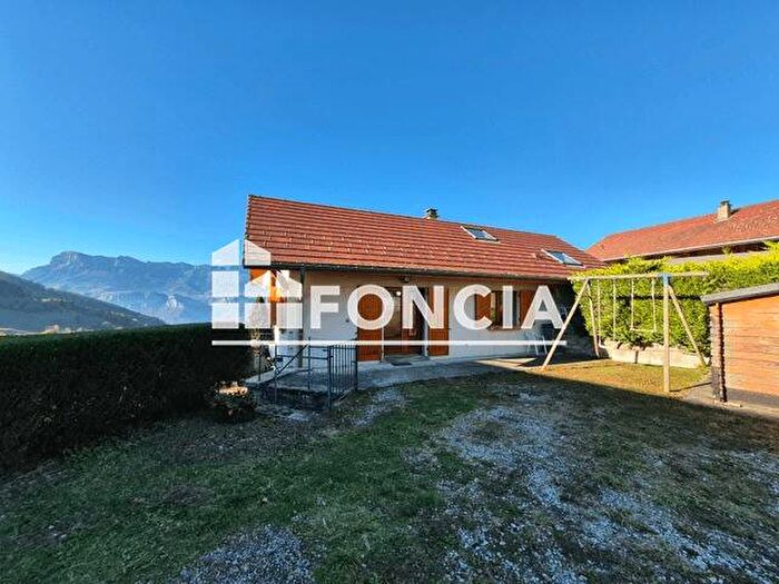 Maison à louer - Theys - 4 pièces - 3 chambres