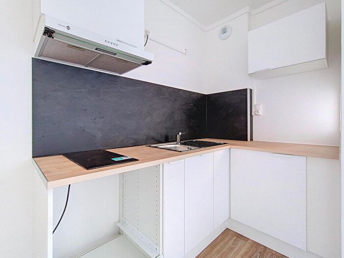 Appartement à louer - Perpignan, Les Platanes - 1 pièce