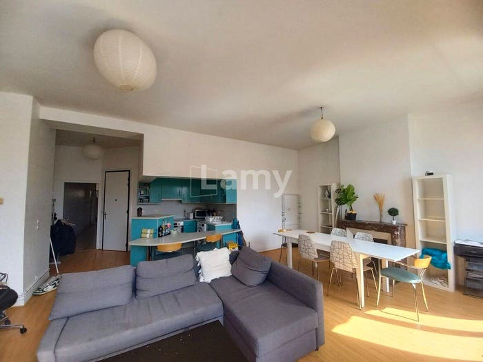 Centre Ville, Reims : Appartement 3 pièces à louer