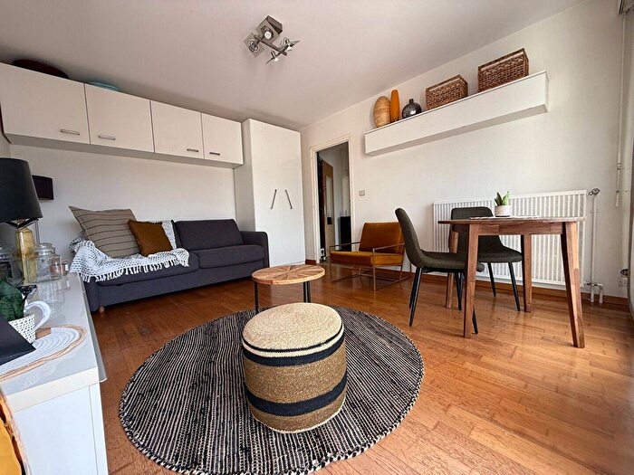 Centre, Ferney-Voltaire - Appartement 1 pièce à louer