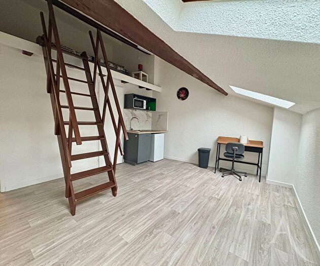 Appartement à louer - Les îles, Metz - 1 pièce