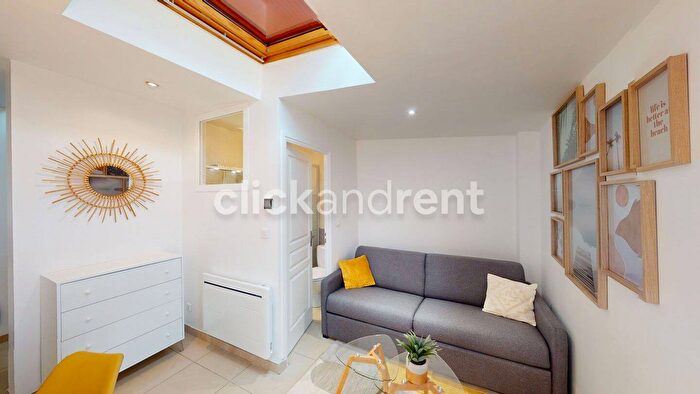 Maison à louer - Saint Honoré-Jeanne dArc, Amiens - 1 pièce - 1 chambre