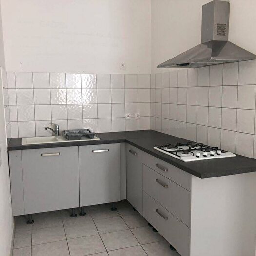 Mas de la Capelière-Sambuc-Palunette-Saint Seren, Arles - Appartement 3 pièces à louer