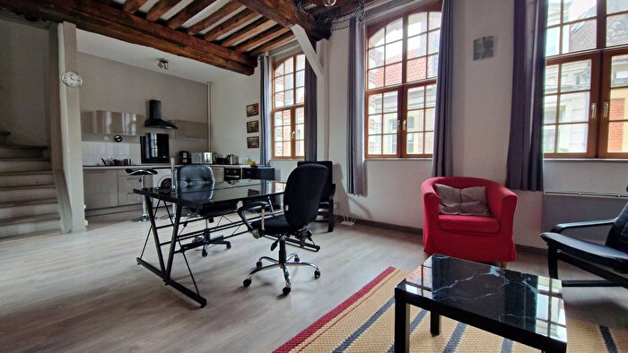 Appartement 3 pièces à louer à Place dArmes et du Barlet, Douai