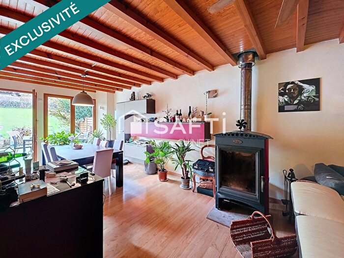 Maison à vendre - Ornans - 5 pièces - 4 chambres