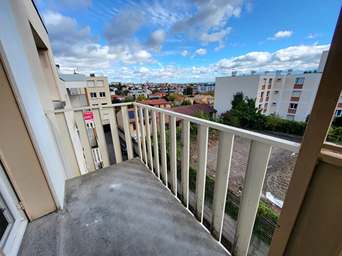 Appartement à louer - Clermont-Ferrand, Oradou - 1 pièce