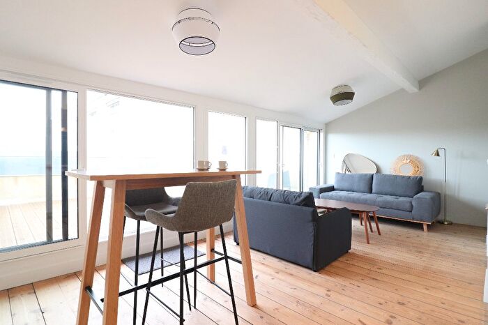 Appartement 2 pièces à louer à Bordeaux, Fondaudège