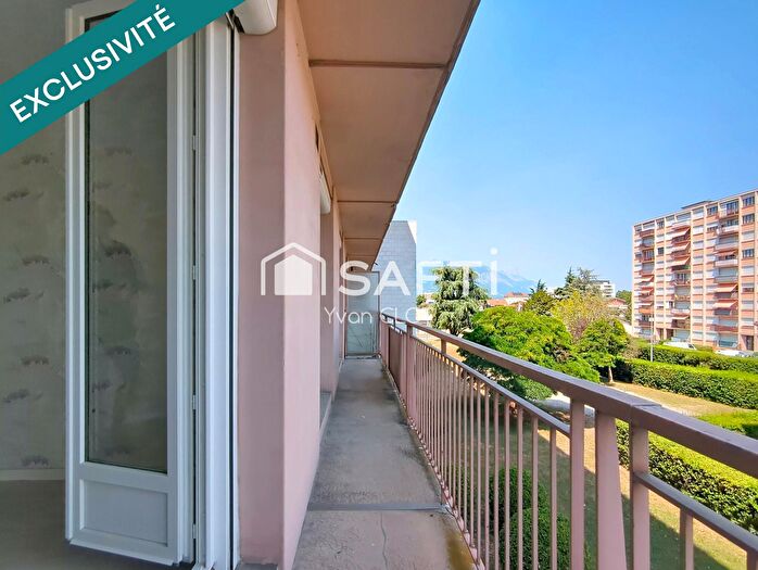 Appartement 2 pièces à Échirolles, Bayard, La Luire, Vicose, Comboire, à vendre