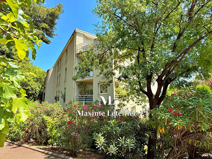 Appartement à vendre - Marseille e , La Pomme - 3 pièces - 2 chambres