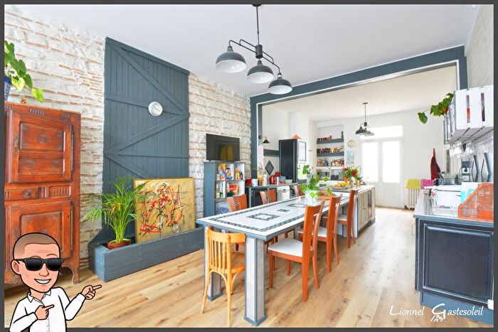 Maison à vendre - Sainte-Foy-la-Grande - 9 pièces - 4 chambres