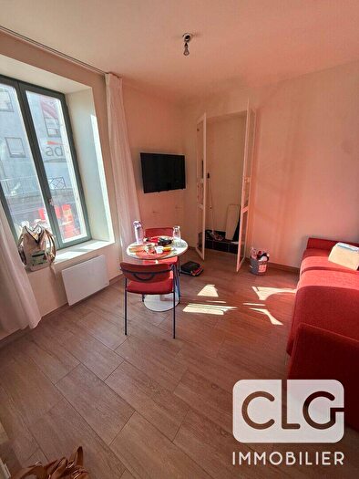 Appartement 1 pièce à Centre Ville, Quimper, à louer