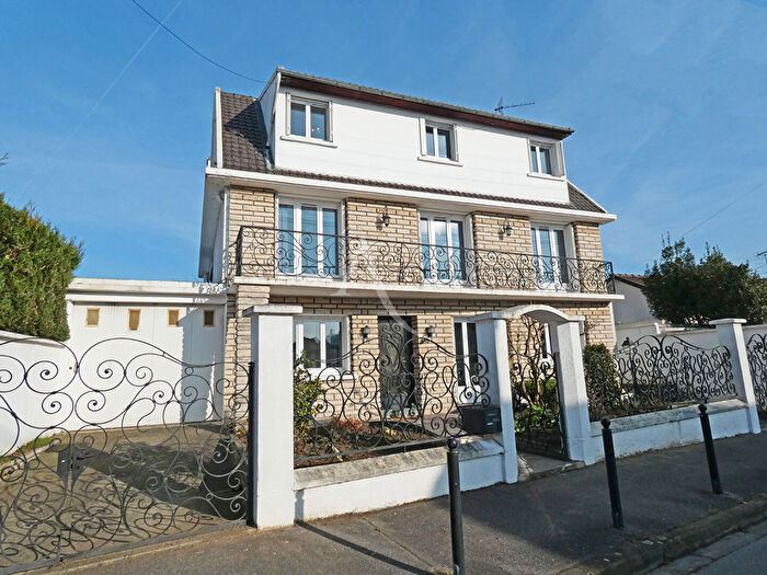 Maison à vendre - Gagny, Epoque - 10 pièces - 5 chambres