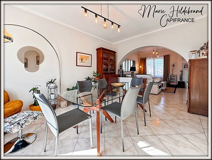 Maison à vendre - Valence - 9 pièces - 6 chambres