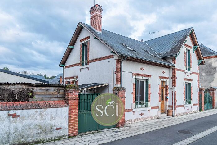 Maison à vendre - Neung-sur-Beuvron - 6 pièces - 3 chambres