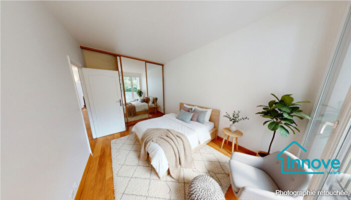 Appartement à vendre - Paris e  - 4 pièces - 3 chambres