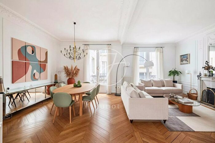 Appartement à vendre - Paris e , Courcelles, Wagram - 4 pièces - 2 chambres