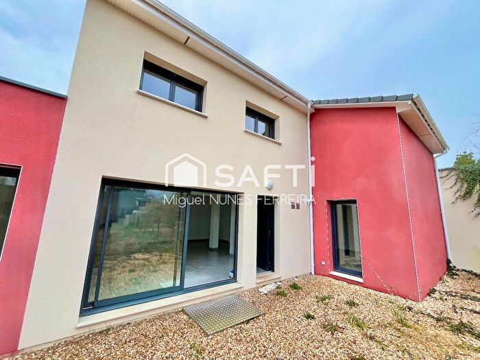 Maison 5 pièces à Oissel, à vendre