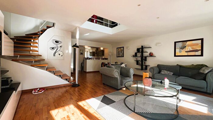 Appartement 5 pièces à Tassin-la-Demi-Lune, Montpinot, Le Bourg, à vendre