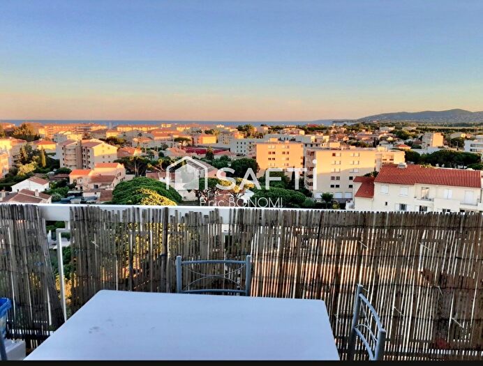 Fréjus, Centre-ville : Appartement 2 pièces à vendre