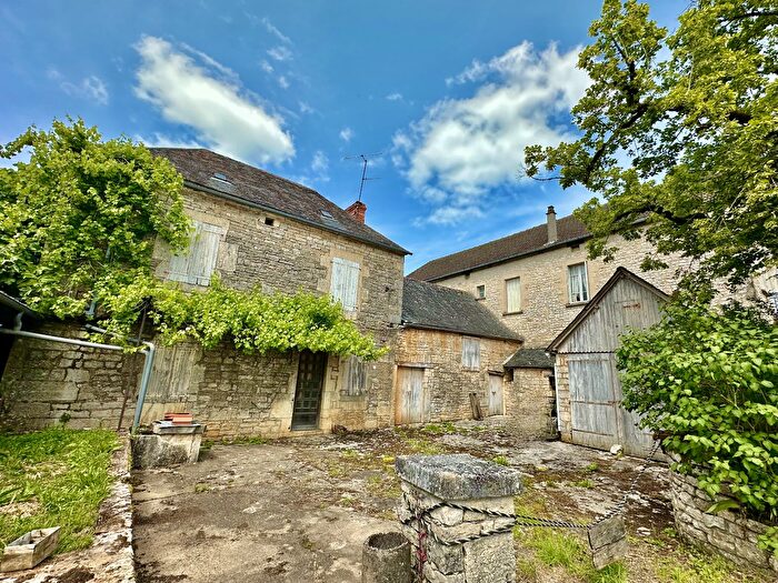 Maison à vendre - Cressensac - 13 pièces - 8 chambres