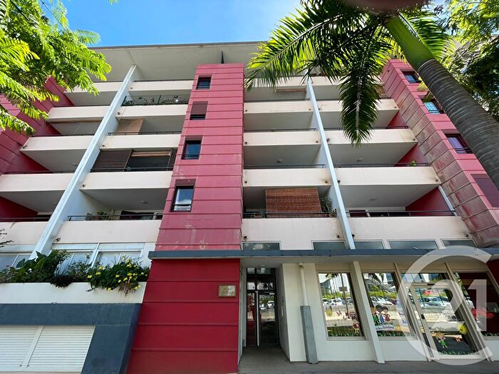 Saint-Denis, Primat : Appartement 2 pièces à vendre