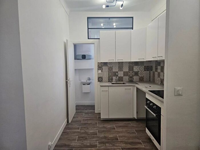 Appartement à louer - Carré dOr, Nice - 4 pièces - 3 chambres