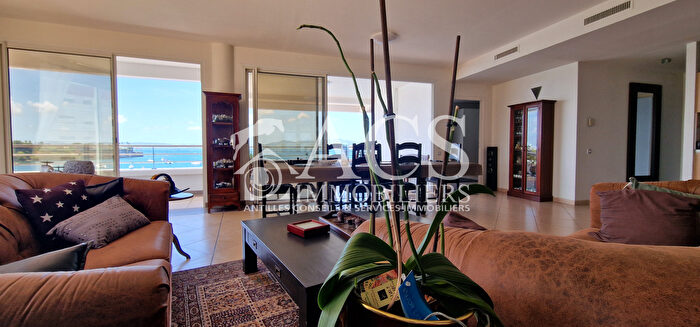 Appartement à louer - Fort-de-France - 4 pièces - 3 chambres