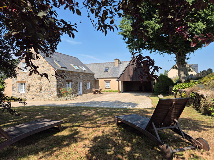 Maison 8 pièces à vendre à Lanfains