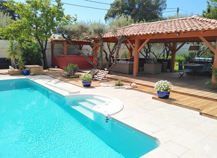 Maison à vendre - Saint-Bauzille-de-Montmel - 5 pièces - 3 chambres