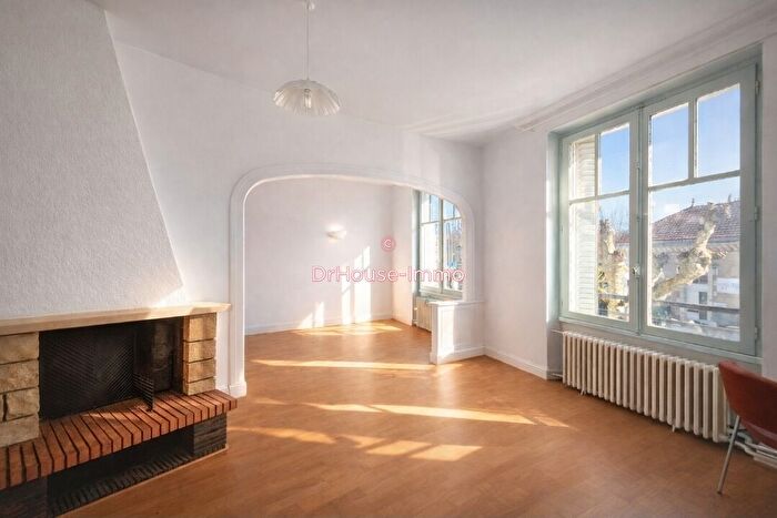 Appartement à vendre - Vierzon, Centre-ville - 2 pièces - 1 chambre