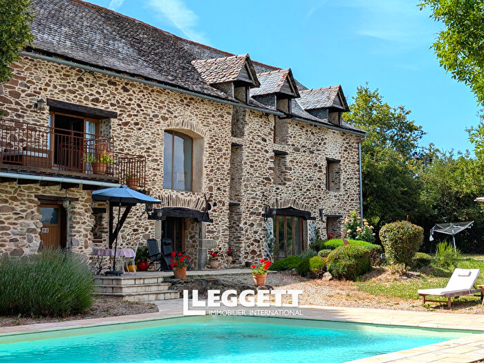 Maison 8 pièces à Pradinas, à vendre