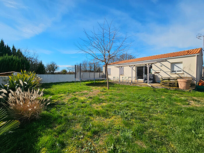 Maison à vendre - Beurlay - 5 pièces - 4 chambres