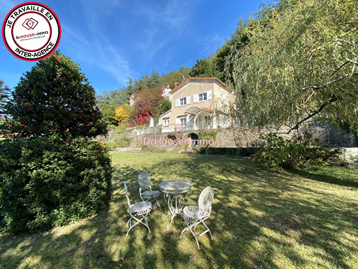 Vals-les-Bains : Maison 4 pièces à vendre