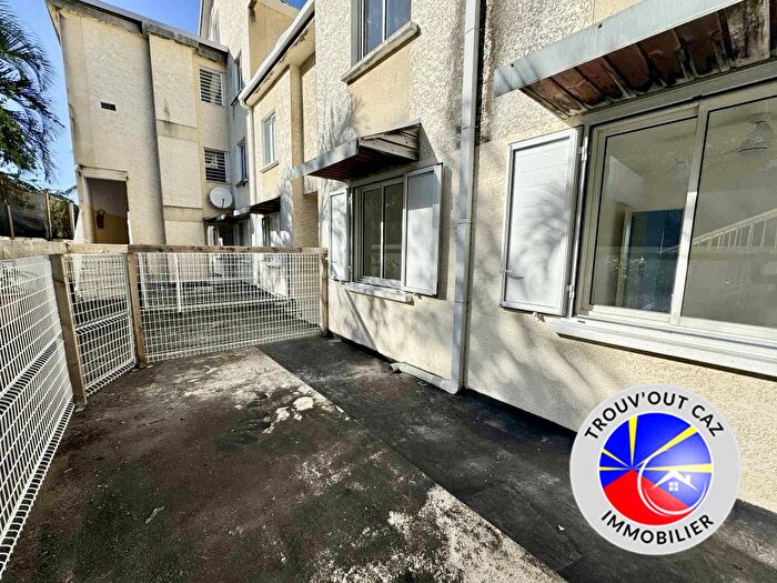 Appartement à louer - Saint-Pierre - 3 pièces - 2 chambres