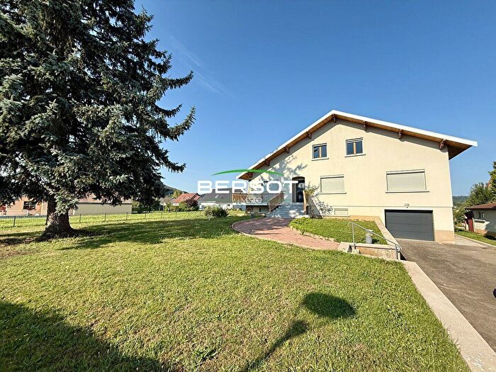 Maison à louer - Noidans-lès-Vesoul - 5 pièces - 3 chambres